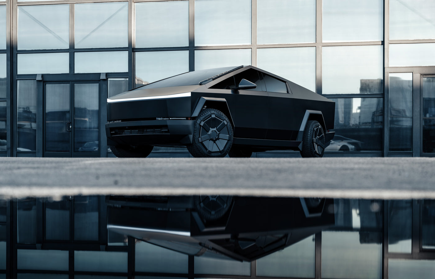 Tesla Deploys FSD to Cybertruck Vehicles - JOWUA