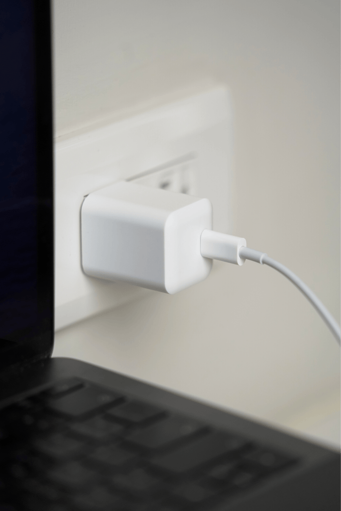 20W USB-C Mini Power Adapter | Upgrade Your Charging - JOWUA